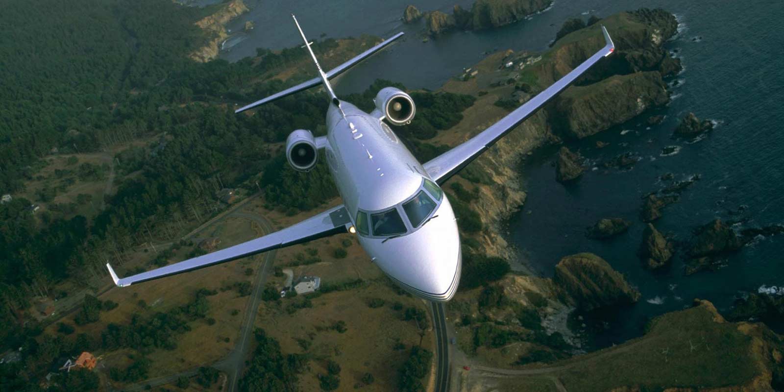Gulfstream G200 Charter | Luxury & Comfort | ECS Jets